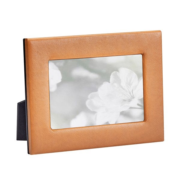 Personalized 4" x 6" Leather Studio Frame
