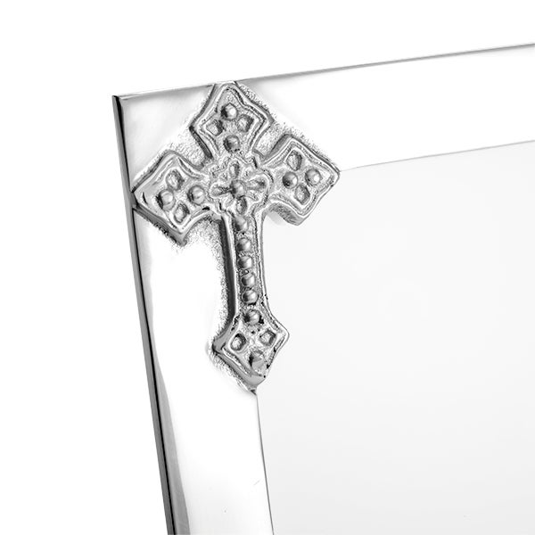 Engraved Mariposa 5x7 Cross Frame