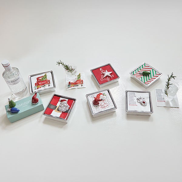 Mariposa Smiling Santa Napkin Weight